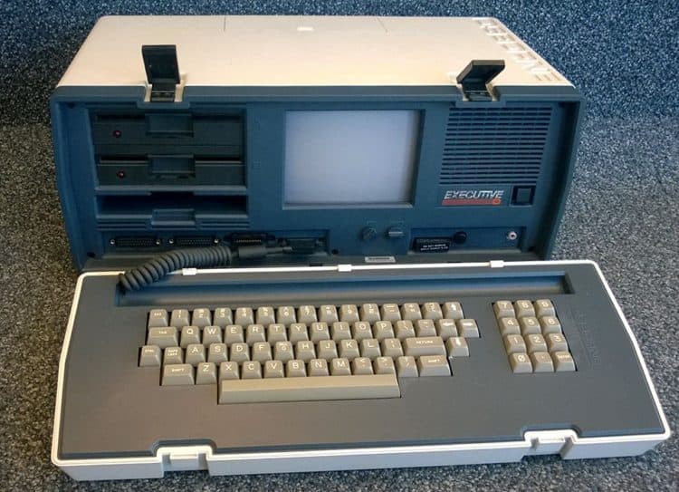 The Osborne Executive (1984) – RavenWolf Retro Tech